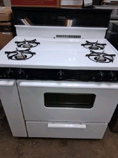 Refurbished Premier Range Gas 600432 – Major Appliance